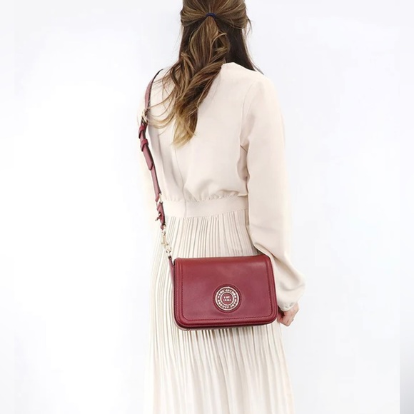Marc Jacobs | Bags | Marc Jacobs Medium Metal Signet Syrah Flap | Poshmark